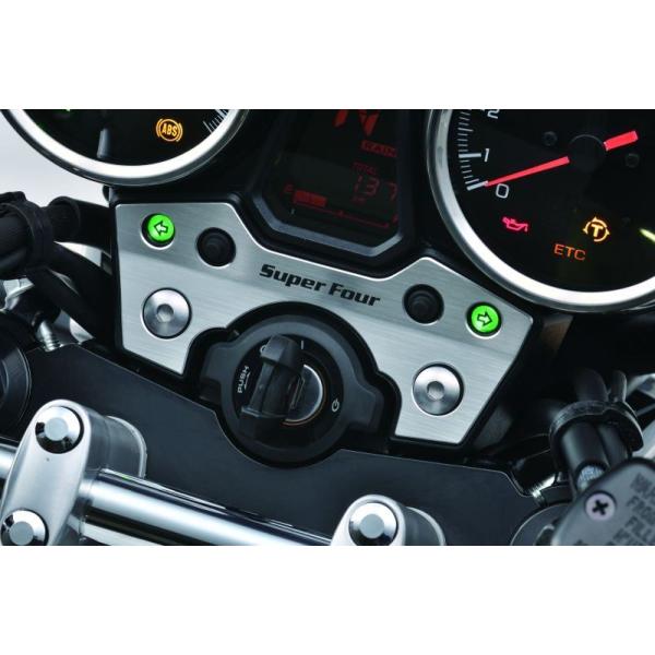 HONDA_2輪純正部品車種名：CB1300SUPERFOUR取り付けできる年式：令和03年3月〜next型式：SC54部品名：メーターパネル詳細：カラー：シルバー。材質:アルミ、アルマイト仕上げ。貼り付けタイプ。全てのグレードに取り付け出来ます