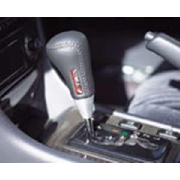 メーカー:TRD車種:カルディナ ST246W AZT246 241W ZZT241W 部品名:シフトノブ（ゲート式A/T車 種類:品番:MS204-00003(33504-SP005 必要個数:1_●_:TRDのオプション　用品 部品　パ...