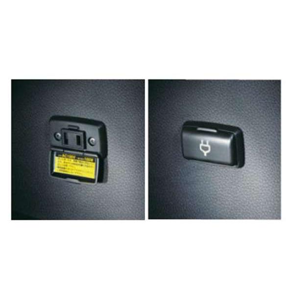 商品ID:tnri019車種名：エクストレイル品名：マルチアウトレット取り付けできる年式：平成29年6月〜令和04年7月型式：T32 NT32 HT32 HNT32 詳細：AC100V電源、最大出力100W。センターコンソールの助手席側に装...