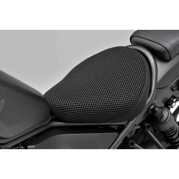 HONDA_2輪純正部品車種名：Rebel250取り付けできる年式：令和03年5月〜next型式：MC49部品名：社外品SP武川エアフローシートカバー詳細：ノーマルシートに被せるだけの簡単装着で、通気性とクッション性に優れたシートへ変更出来...