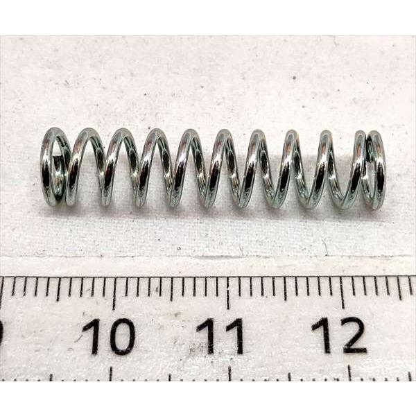 ジムニー 1300 シエラ3のスプリング ヘッドランプ ※写真 No 7番車名：ジムニー 1300 シエラ3型式：JB32W様式：JB32W車台番号：110001〜110500開始年月：平成09年05月終了年月：平成09年12月グループ：エ...