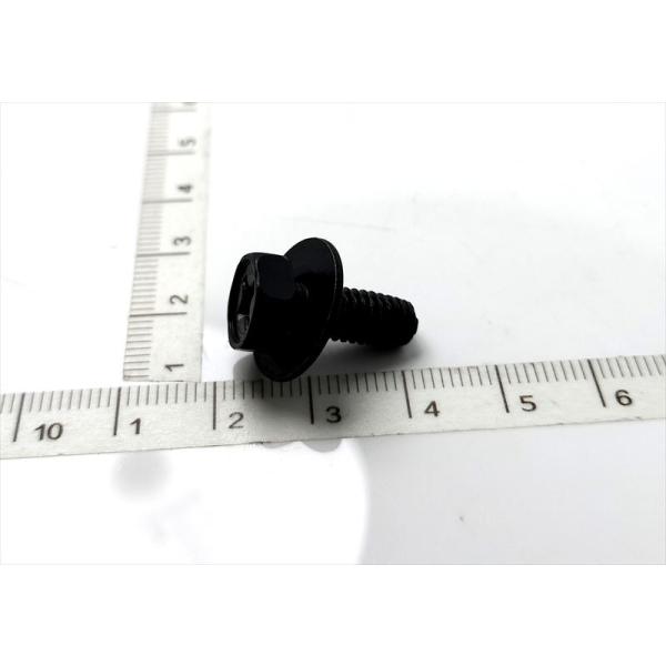 車名：キャリィ／エブリィ エブリイトクソウ型式：DA17V様式：DA17V車台番号：570002〜800000開始年月：令和03年07月終了年月：グループ：アウターボデー・ボデーフィティングパーツカテゴリ：フロントバンパ特記：DA17W品番...