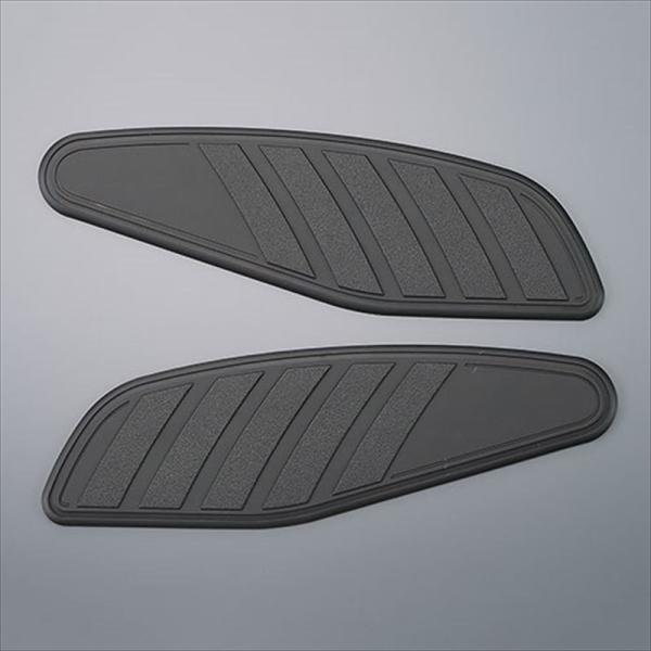 YAMAHA純正部品車種名：XSR700取り付けできる年式：令和05年1月〜next型式：RM41J/M419E部品名：タンクサイドパッド詳細：XSR700にマッチしたデザイン・専用設計のタンクサイドパッド（左右セット）車両のオーセンティッ...