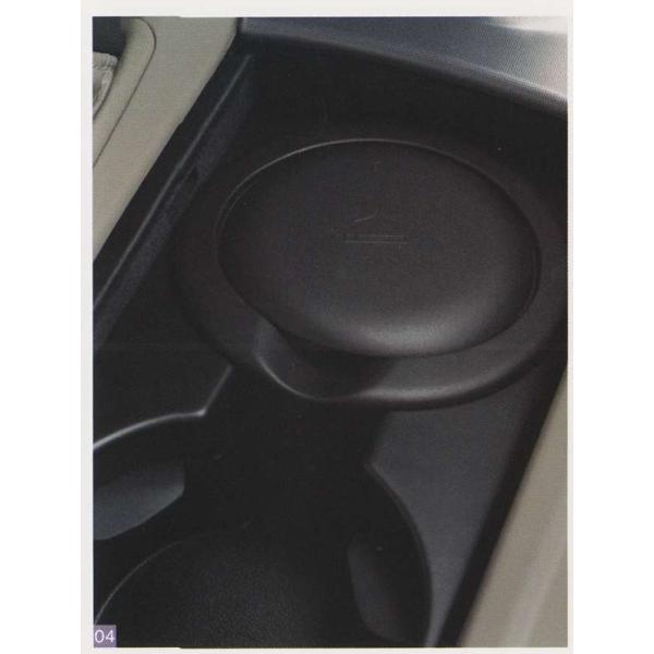 商品ID:volv052車種名：V40品名：アッシュトレイ取り付けできる年式：平成25年2月〜next型式：MB4164T MB5204T詳細：トンネルコンソールのカップホルダーに簡単に取り付けることができる便利な灰皿。カラー：チャコール。...