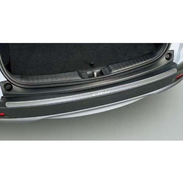ホンダ純正部品車種名：CR-V取り付けできる年式：令和02年6月〜next型式：RT5/RT6/RW1/RW2部品名：リアバンパープロテクター（ステンレス製／CR-Vロゴ付）詳細：※荷物の出し入れなどで傷つきやすいリアバンパーを保護します。...