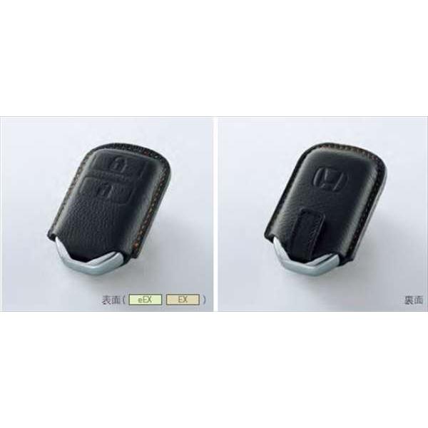 ホンダ純正部品車種名：CR-V取り付けできる年式：令和02年6月〜next型式：RT5/RT6/RW1/RW2部品名：キーカバー本革製／ブラック×ブラウンステッチ詳細：※本革製／ブラック×ブラウンステッチ※手ざわりのよい、高級感のある本革仕...