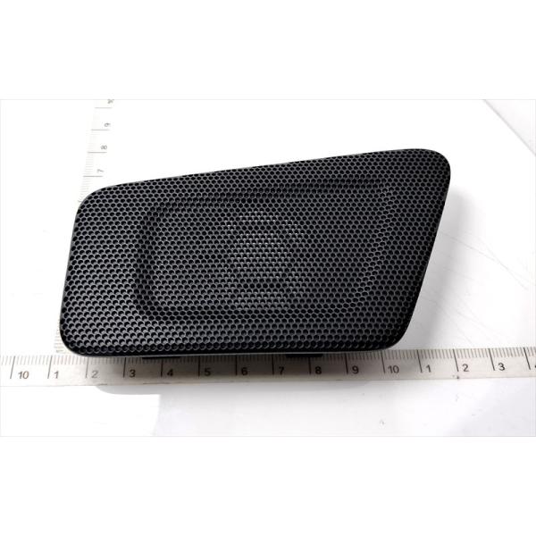 車名：ハスラー R06D型式：MR92S様式：MR92S車台番号：300001〜999999開始年月：令和04年02月終了年月：グループ：ドアフィティングパーツカテゴリ：インストルメントパネルアッパ特記：BXN,TXN品番：73832-59...