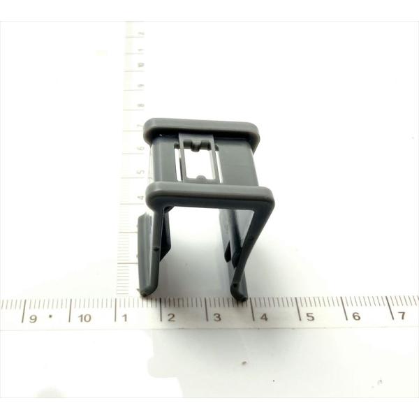 スバル純正部品純正品番： 56411FA000