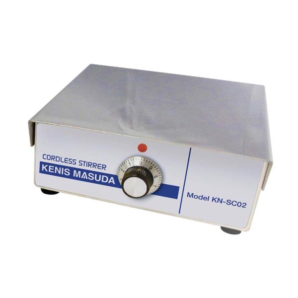 ●バッテリー充電式で、電源のない場所や野外でも使用できます。●フル回転で約18時間使用可能です。●天板にはステンレス板を使用しています。●天板中央に「＋」マークが付いており、ビーカーを載せる場所が容易に分かります。＜仕様＞商品コード：3-3...