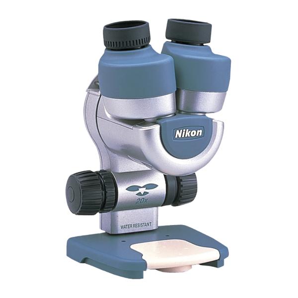 ●室内はもちろん、野外観察にも便利なコンパクトサイズの顕微鏡です。●ステージは両面使えるリバーシブルタイプ●表面はフラット、裏面は水生生物の観察などに便利なカップ形です。●ライト無しの商品です。＜仕様＞商品コード：ナリカ D22-5221型...