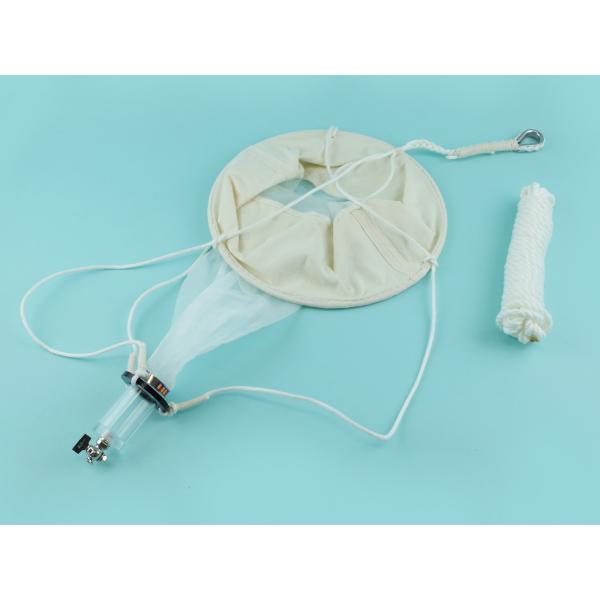 水中の微生物を採集するのに使用するネットです。水中のプランクトンを効率よく捕集するためのもので、丈夫な構造になっていますこしとった生物はネットの下部にたまり、金属活栓を緩めると水とともに出てきます。ロープは5mありますので、水辺から小高い所...