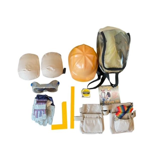 Jr. Contractor's 9 Piece Kit with reusable Backpack 輸入品　子供用工事現場セット　現場の職人さんさながらの本格的なセット内容です。セット内容:■ソフトひざあて■2ポーチ-4ポケットベルト■...