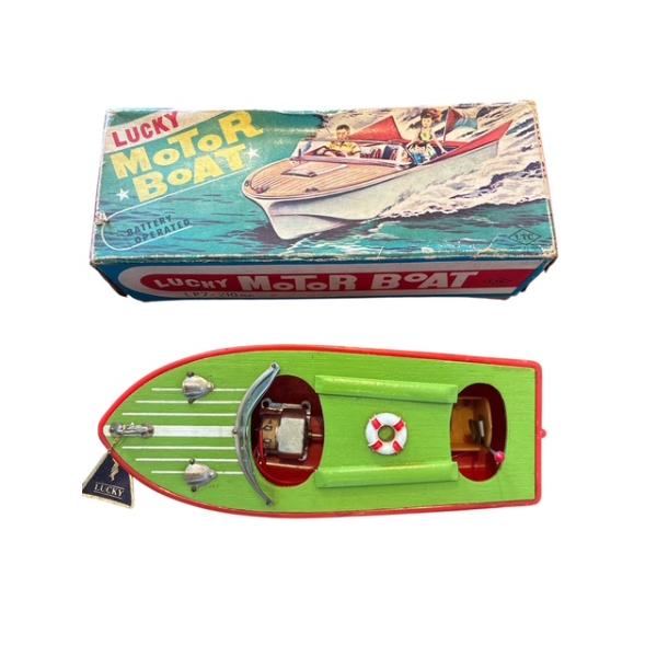 LUCKY MOTOR BOAT ラッキーモーターボートメーカー：LTC　品番：LP-210mmサイズ約：21cm素材：木製・プラスチック動力：電池式製造国：日本製1950〜1960代昭和レトロを感じさせるラッキーモーターボート、電池で動く...