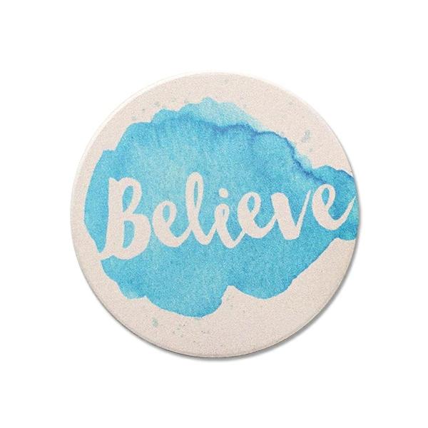 【発売日：2025年10月29日】吸水性抜群の特殊なセラミック製コースターの登場です☆水滴を吸い取ってくれるので車のドリンクホルダーがいつでもクリーン！Handcrafted IN THE USA直径：7.0cm