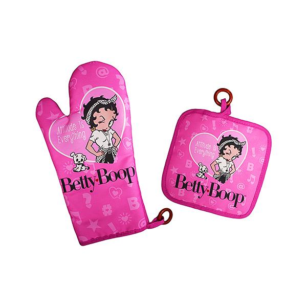 【発売日：2021年06月11日】サイズ（ポットホルダー）：長さ 20.4cm 幅 20.0cmサイズ（オーブンミトン）：長さ 31.0cm 幅 16.5cm材質：コットンポップなキッチンにピッタリなベティちゃん柄のポットホルダー＆オーブン...