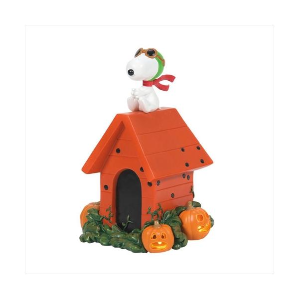 【発売日：2022年09月10日】H:15.8cm W:11.1cm D:9.5cmレジン,プラスチック風を切って飛ぶ飛行機小屋に乗って、クールで得意げな表情のスヌーピーのフィギュアです。飛行機小屋の周りのカボチャはLEDで光ります。単2電...
