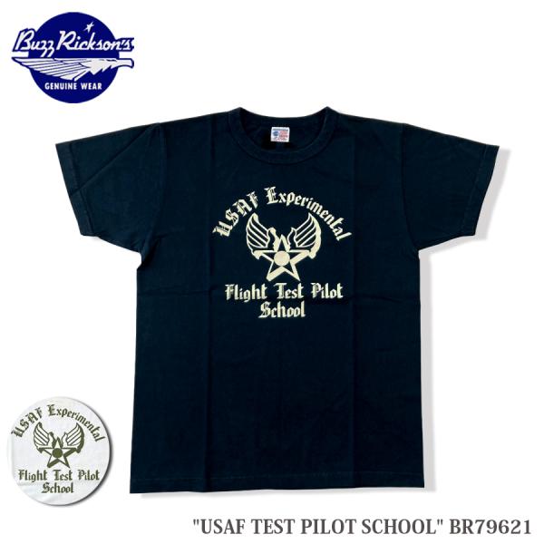 フロント、バック襟下にUSAF TEST PILOT SCHOOLをプリント。肉厚で肌触りの良いコットン生地を使用。着込むほどに風合いが増すTシャツです。商品管理番号:buz0507557カラー:119BLK(ブラック)/101WHTサイズ...