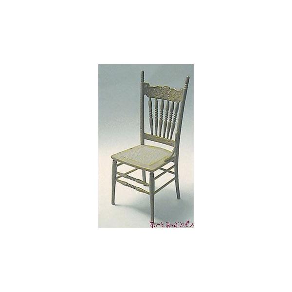 アメリカの老舗メーカー、クリスボン社のプラモデルキットです。プラスチック製です。アクリル絵の具やプラモデルカラーで着色できます。組立にはプラモデル用（プラスチック用）の接着剤をお使いください。取説は英語になりますが、図解されていますので、大...