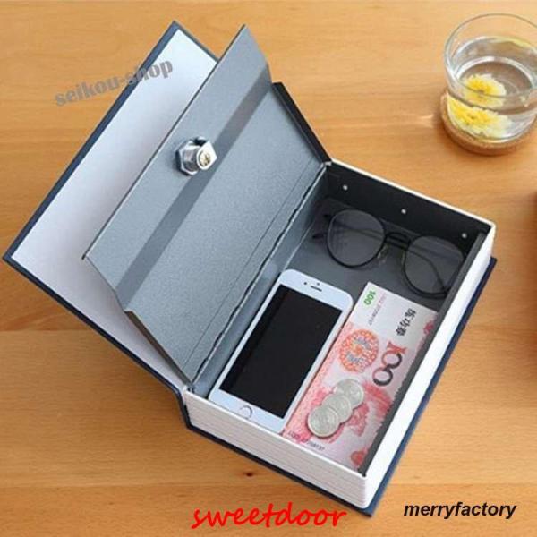 本物の辞書にそっくりなデザインのダイヤル式の金庫です。パスポートや印鑑、通帳などの貴重品管理にも◎本棚に忍ばせれば、隠し金庫になるユニークなアイテム?4種類のカラーからお選びください。サイズについて画像をご参照ください。カラーについて生産ロ...