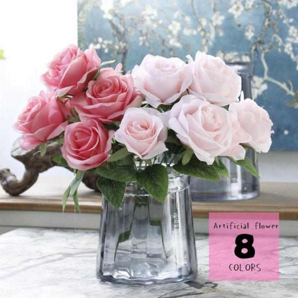 とってもキレイな色合いの造花です。生花が苦手な方も、気楽にお花が楽しめます♪【サイズについて】束 直径9ｃｍ 大きな花 直径7ｃｍ 小さな花6.4ｃｍ 【素材について】プラスチック【カラーについて】生産ロットにより柄の出方や色の濃淡が多少異...