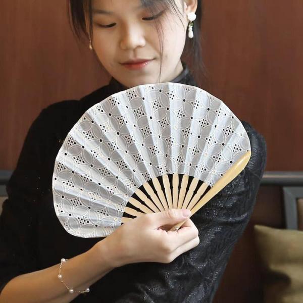 ■素材：ポリエステル---------------■キーワード夏 上品 レース プレゼント ギフト 贈り物 扇子 おしゃれ 貝殻扇 リッカ 袋付き せんす うちわ おしゃれ 女性 レディース 母の日 和装 小物 夏 上品 レース------...