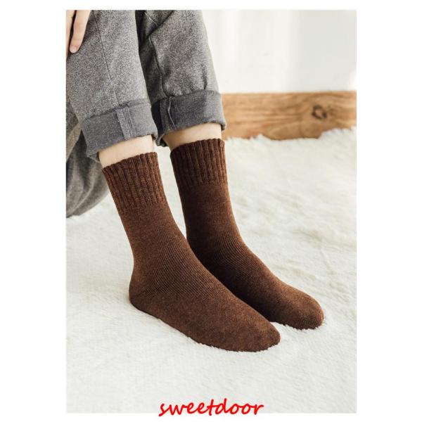 商品：カラー：/メンズ/レディースサイズ：/色おまかせ3足セット【不可】【サイズ】22.5-43cm【商品説明】サッと履いてぽかぽか暖か!足元あったかで体も暖まり 保温＆保湿 むくみ対策にもGOOD！冷えの原因となる汗を素早く吸収して、ぽか...