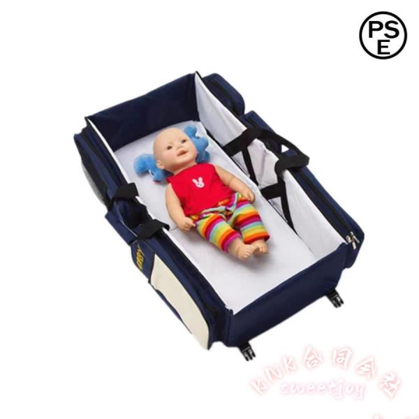 【製品情報】上質なオックスフォード生地・オープンサイズ：74cmx35cmx18cm・折りたたみサイズ：36cmx15cmx37cm・重さ：約1kg・対象年齢：0歳から12ヶ月齢の赤ちゃん【大容量】サイドに5つポケット付き、おむつや哺乳瓶、...