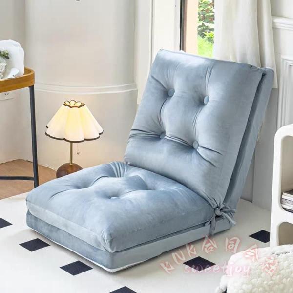 【折りたためるのでコンパクトに収納】折りたためるので、使わない時は部屋の隅や押し入れ・クローゼットの中に省スペースで収納できます。軽量で、来客時や掃除の祭の持ち運びに便利です。【一人暮らし】ワンルームにお住まいの方はもちろん、スペースをあま...