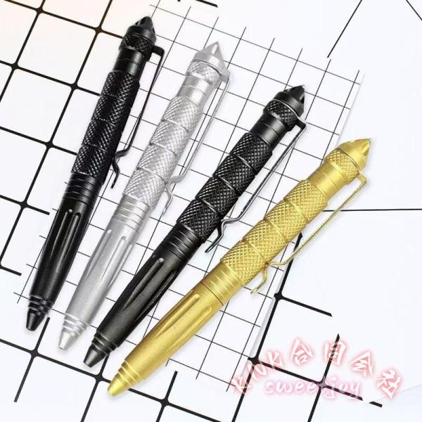 ◇タクティカルボールペン説明◇●重厚感と高級感のあるしっかりとしたボディのペンです。●強靭なボディを持つタクティカルペンとしての使用できます。●軽くて小さいのでお子様や女性の方のアイテムにも最適です。●丈夫で適度な重みがあるため、ボールペン...