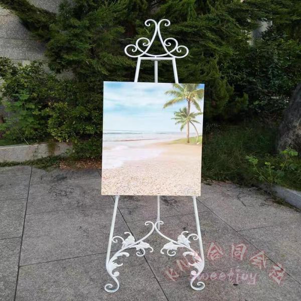 三脚メタルオイルイーゼル、ウェディングウェルカムラックアイアンアートディスプレイホルダー屋内外のアクティビティ用の床置きフォトフレームイーゼル（色：真