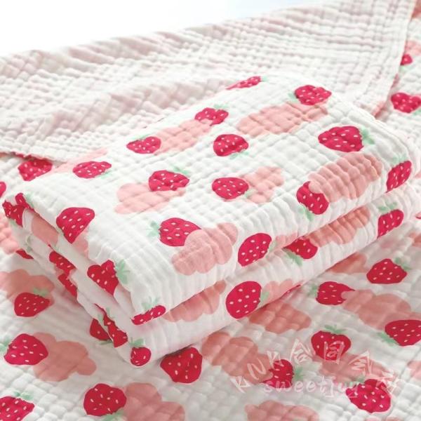 ・ 沐浴時、タオルケット、おくるみなど様々な場面で大活躍の ガーゼバスタオル・大切な赤ちゃんに使うものだから、 コットン100％ で柔らかく心地よい肌ざわり・吸水性に優れ水分をしっかり吸収、通気性・速乾性に優れていてお洗濯も楽々・洗うたびに...