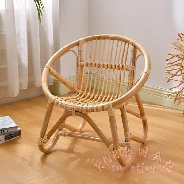 植物のつる：この子供用の椅子は、自然で環境にやさしい素材と強い耐久性を備えた本物のつるでできています。外層には水性環境保護塗料を採用し、赤ちゃんにも安心してお使いいただけます。籐の椅子：メイは植物のつるで、各椅子には独自のテクスチャと色があ...