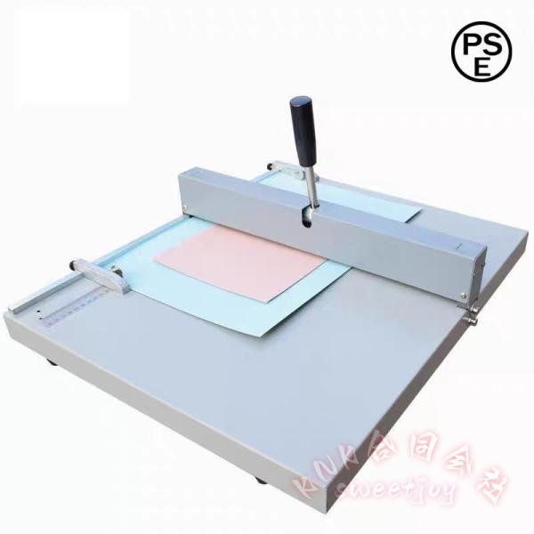 1.商品の材料はとても素晴らしいで、折り目も綺麗です。2.折り目の厚さ：1-5枚　幅：455ｍm３.使いやすいシンプルなデザインの操作パネル4. 注意 チラシ等の紙質によっては折れない場合があります。5.商品は耐久性、高い効率を持っています...