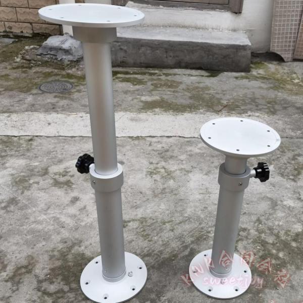 細かいプラスチックボタン、操作が簡単、酸化アルミニウム合金の柱、軽くて便利。上部ベースの取り付けインターフェースには、きつすぎて取り外せないようにするための安全停止装置が装備されています。限られた範囲内で無段階に調整可能な高さ、最短の高さは...