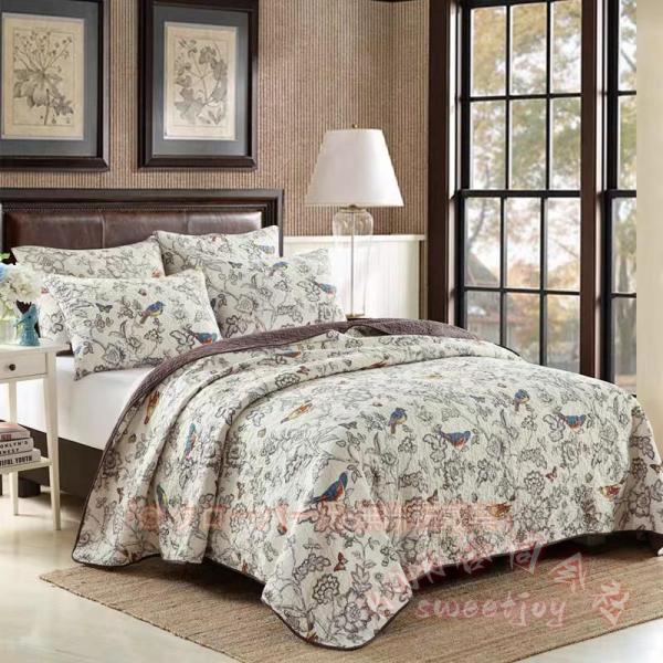 【商品名】　綿 無地 ベッドカバー ベッドスプレッド マルチ カバー キルト おしゃれ ダブル 綿100% 3点セット (小鳥) 【商品説明】　・ふんわりと柔らかく、心穏やかに和める雰囲気がお好みなら、この優しい色合いのベッドスプレスがお勧...