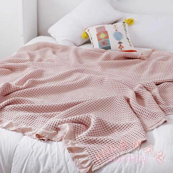素材 綿100%サイズ シングル 150cm×200cm商品説明 手触りの良いワッフル生地をふんだんに使った、大判サイズのワッフルケットです。ソファに座ったときにひざに掛けてもお腹から足元まですっぽり包み込んでくれる頼もしいアイテム。身体を...