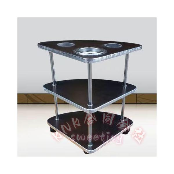 麻雀3段サイドテーブル【1個セット】雀卓の横に置いて使える「サイドテーブル」です。灰皿が付属しており、オフィスや店舗での利用にもオススメです。4輪キャスター付きなので、移動も楽に行えます。【 実用的な3段設計 】スマホやたばこを手の届く場所...