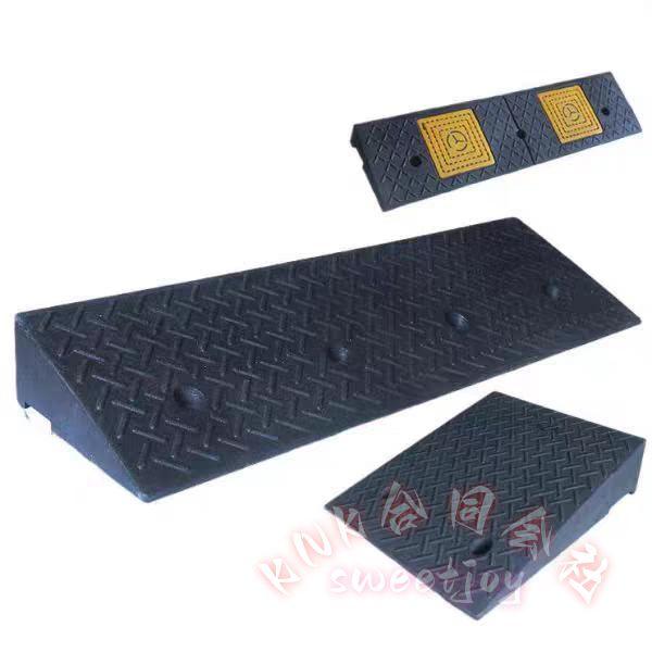 1.段差スロープ、耐荷重性、耐寒性、耐熱性、耐紫外線性に優れた高密度ゴムを使用しており、屋外で長年にわたり問題なく使用することができます。 ステップスロープは、車や自転車、バイクにも使用できる強度を備えています。2.段差プレート底面の形状は...