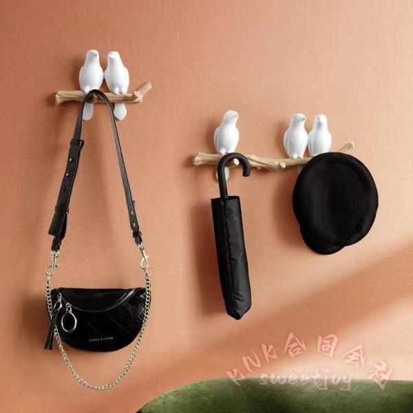 素材：樹脂　環境にやさしく、防水防腐。表面が滑らかで服や鞄などを傷つけない。シンプルな北欧風格、可愛い鳥が上に立っている。壁フック用のほか、装飾品にもなる。部屋の雰囲気をお洒落、芸術的にセンスアップ！洋服、コート、マフラー、帽子、鞄などいろ...