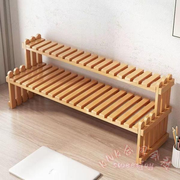 カラー：木色；コーヒーサイズ：約40*30*H35cmメイン素材：木製植木鉢のディスプレーに適した4段のミニフラワースタンド。ベランダ、庭、玄関、室内など、様々な場所に設置してガーデニングを楽しめる。小型でシンプルなブラウンカラーのスタンド...