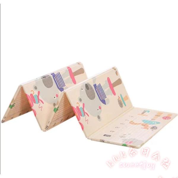 プレイマット 折りたたみ 180x200cm 大判 おしゃれ 防水 赤ちゃん ベビー キッズ 子供 クッション 北欧 持ち運び コンパクト フロアーマット 身長計