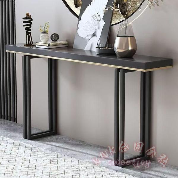【高品質の構造】この多機能玄関テーブルは、い大理石板と高品質の金属フレームでできており、と耐久性の高い構造を作成し、とても高い安定性を確保します。スリムでおしゃれなコンソールテーブル！他にない温かみと質感が楽しめます。【おしゃれな大理石製の...