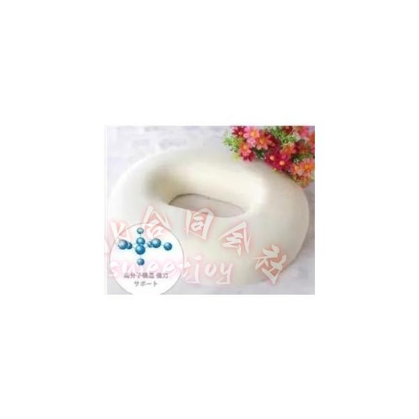 腰痛ケアにおススメの高反発素材を使用したクッションです。 ドーナッツ型を採用することで、通気性がよく産後や痔持ちの方にやさいしいつくりとなっています。体圧を分散してくれるので、長時間のデスクワーカーや受験勉強の方の腰痛対策にもおすすめです。...