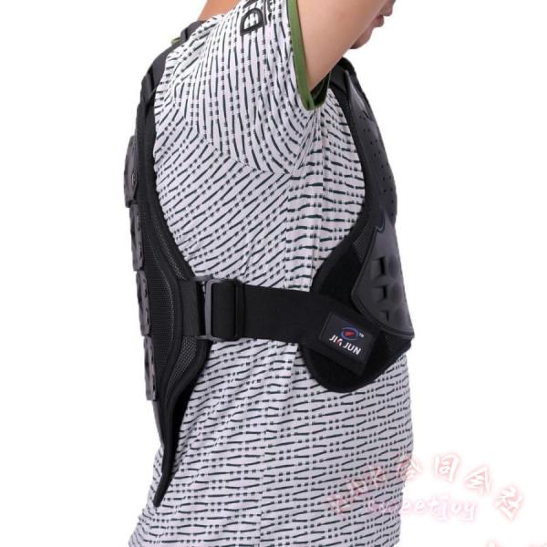 バイクプロテクター 胸部プロテクター MTB マウンテンバイク バイクガード 軽量 バイクチェストガード 転倒防護