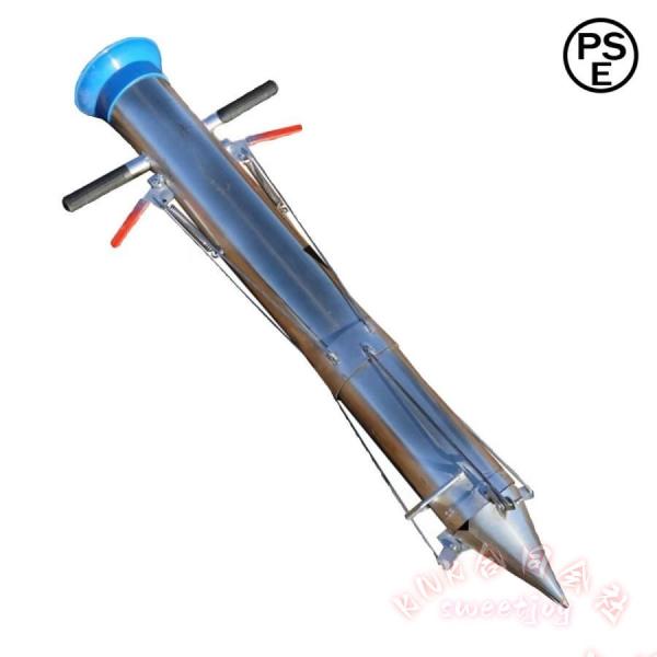 手動式移植器具土の穴あけと植え込み、2つの作業が同時に行えるので簡単にきれいに苗を植えこむことができます。本体の尖った方を植え込む土に差し込み、投入口に苗を入れます。ハンドルを握りながら持ち上げればもう植付け完了！筒の内径は直径7.5cmで...