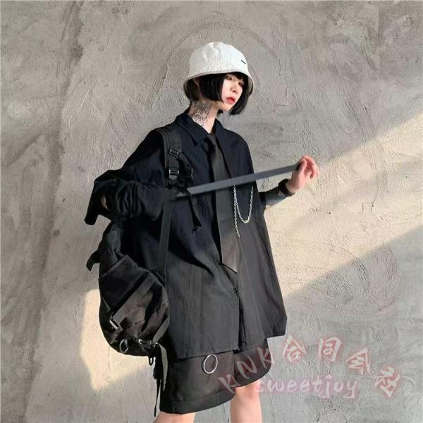 メイン素材: ポリエステル素材構成: 100% ポリエステルＳＨＵＭＩＮＧ?毎日着たい、どんなコーディネートにも合わせやすいおすすめトップス!!１枚でも、インナーにも大活躍の万能アイテムがトレンドを盛り込んだシルエットで登場。ＳＨＵＭＩＮＧ...