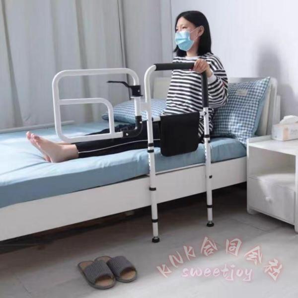 【立ち上がり補助手すり】マットレスの下に差し込むだけでOK！布団のずれ落ちや、落下防止に、マットレスや布団の間にしっかり固定できます。お年寄りの方などの立ち上がり用手すりとしてもお使いいただけます。【足腰への負担を軽減】つらい立ち上がりをサ...