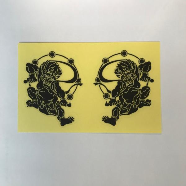 臨時F-35A飛行隊　雷神ステッカー登場!最新鋭ステルス戦闘機F-35A ライトニングIIの雷神を透明ステッカーでスタイリッシュにデザインしました。シンプルなデザインで気軽に貼ってオシャレにデコレーションできます。程よいサイズなので、スーマ...