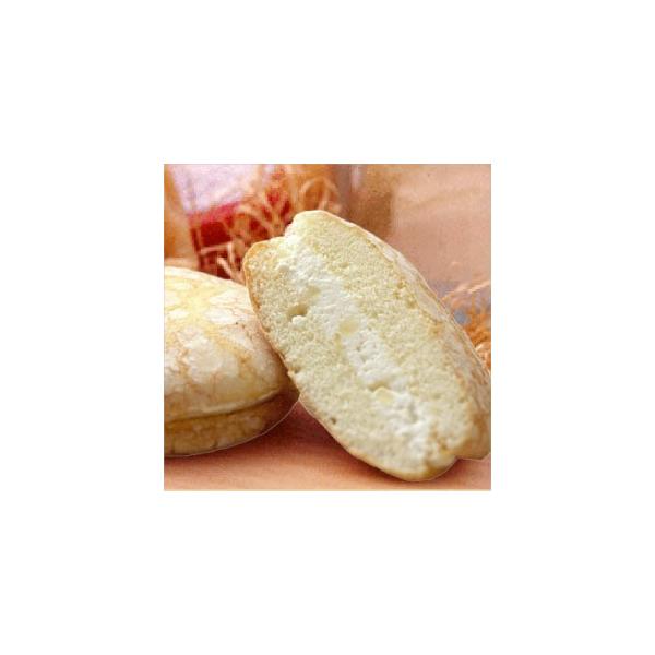 内容量:フロマージュブッセ 1個賞味期限:約14日間保存方法:冷蔵で保管　商品説明:小さくカットしたチーズをクリームに入れ、ふわふわブッセでサンドしました。チーズのコクと生地の甘さが絶妙です。