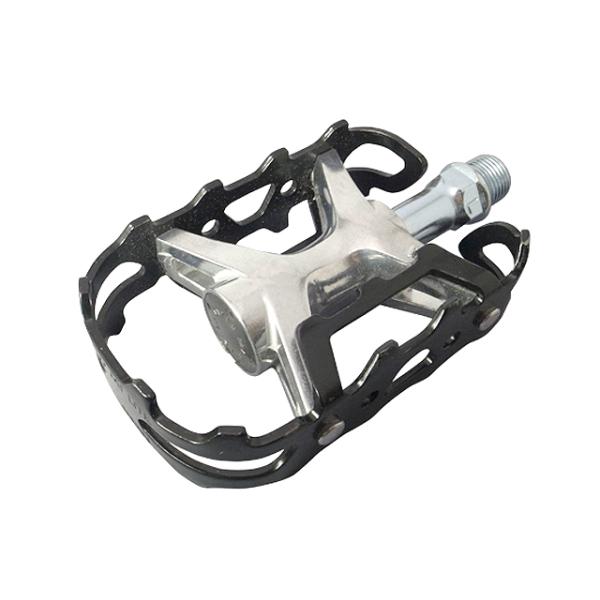 ・軽量なアルミボディと耐久性に優れたスチールプレート搭載の高強度MTBペダル・ホールド感抜群な両面踏み・力の伝達効率の良いロープロファイル設計・ボールベアリング ■素材　ボディ：アルミニウム　　側板：スチール（塗装）■重量  439g■サイ...